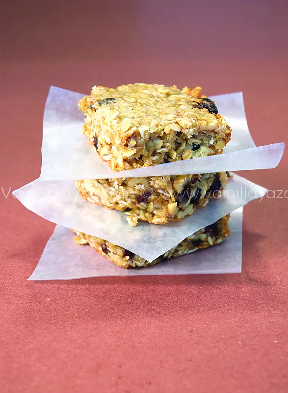 Barras de avena, pasas y nueces - La Señora Bonita