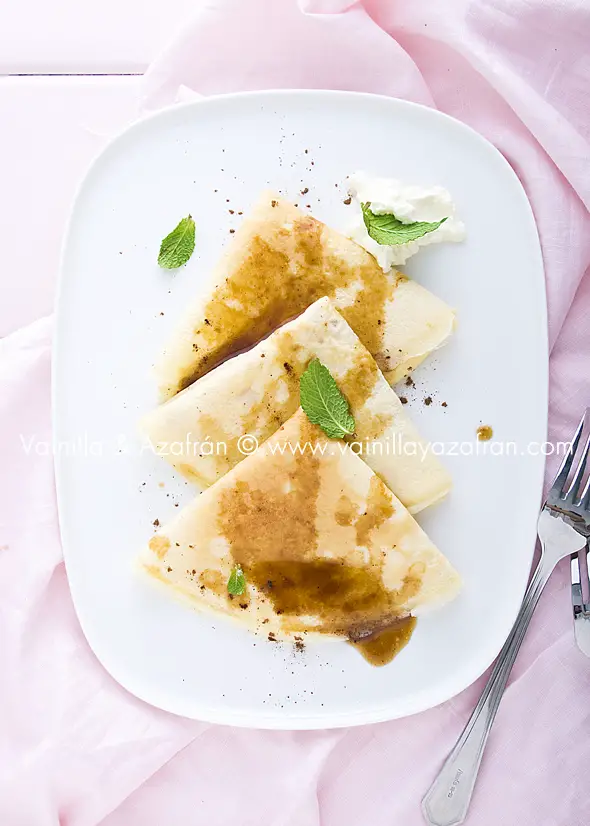 Crepes con salsa de café - La Señora Bonita