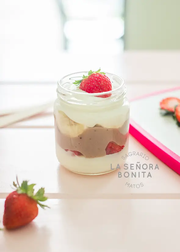 Natilla de Chocolate, Vainilla y Frutas - La Señora Bonita