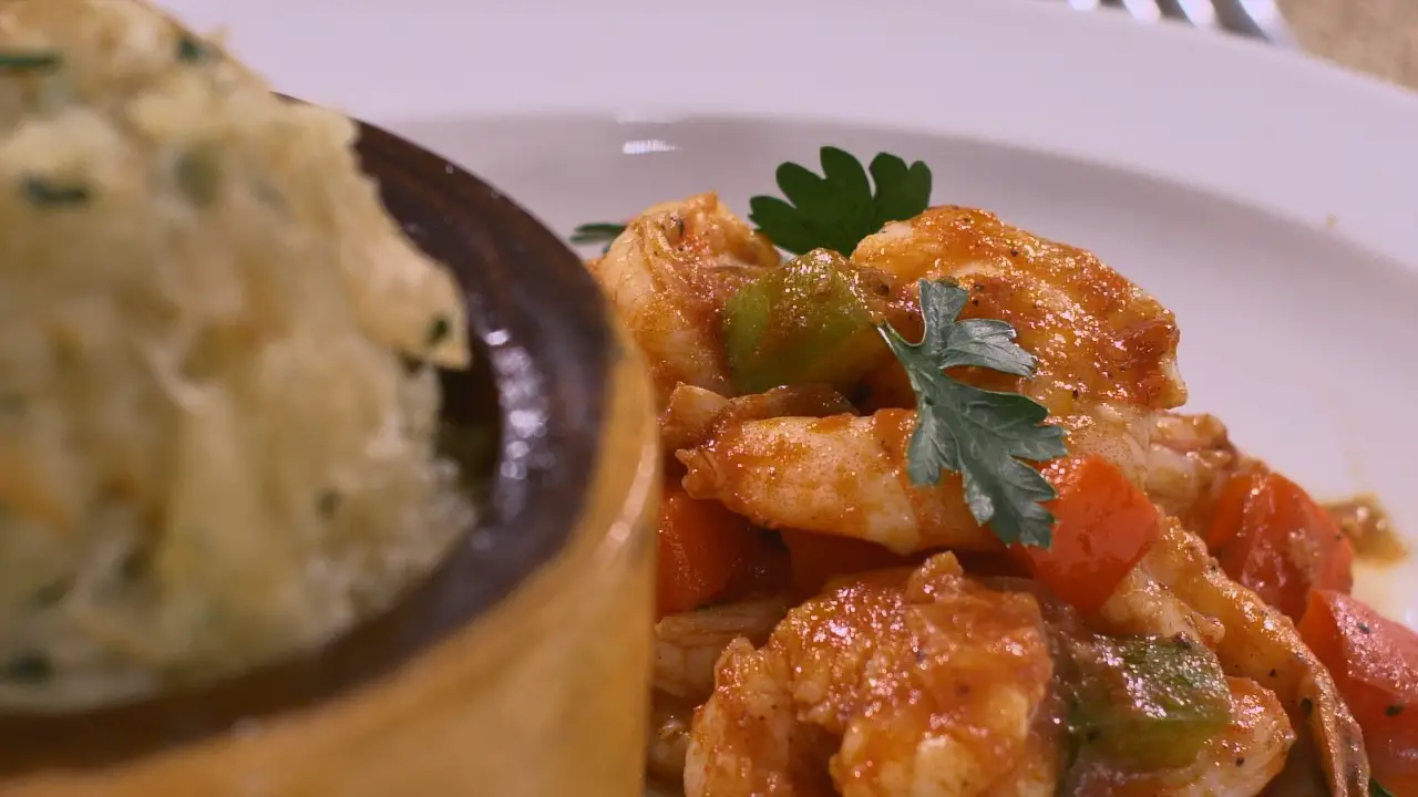 Sagrario TV: Mofongo de Yuca - La Señora Bonita