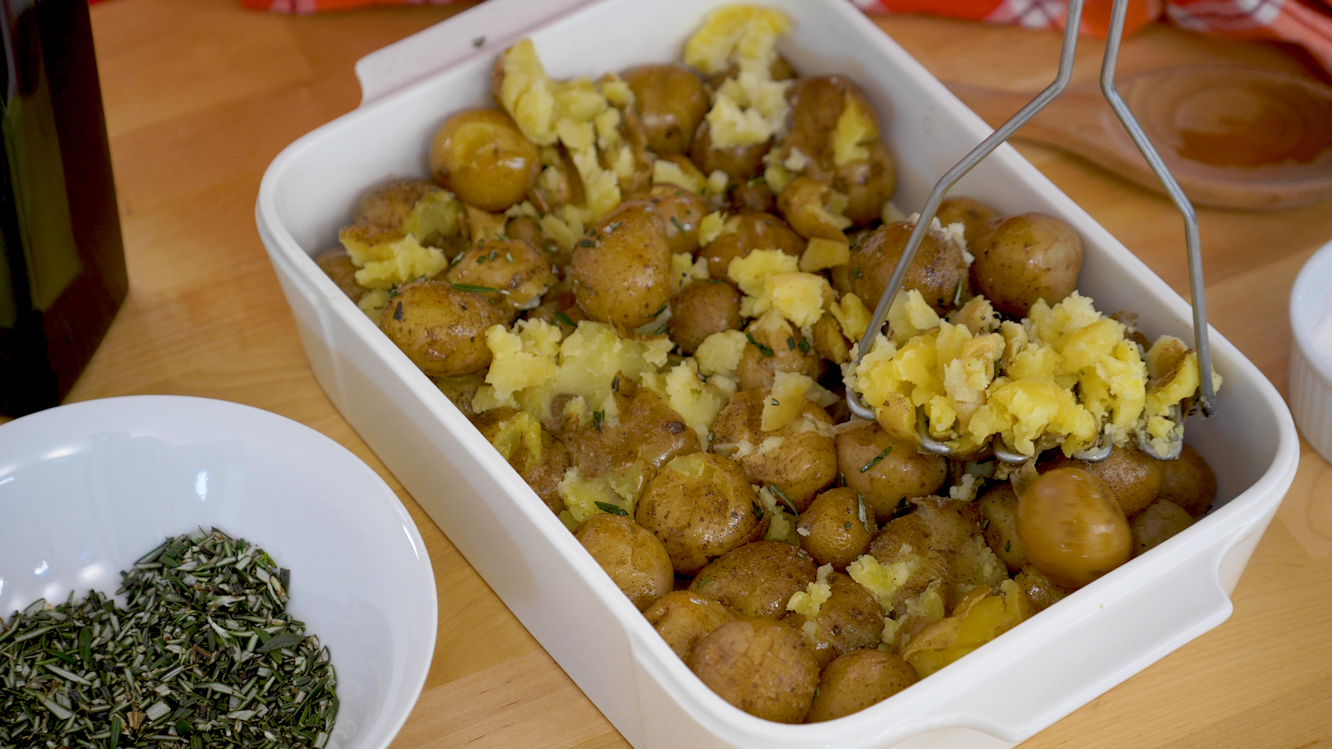 Sagrario TV: Papines Horneados con Romero y Ajo - La Señora Bonita