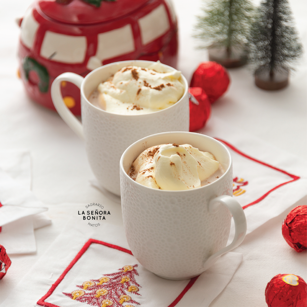 Cómo Hacer Chocolate con Leche Caliente - La Señora Bonita